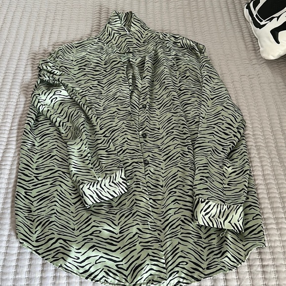 Zara | Tops | Zara Green Zebra Botton Down | Poshmark